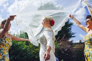 The Magic Of The Veil - Smashing the Glass | Jewish Wedding Blog