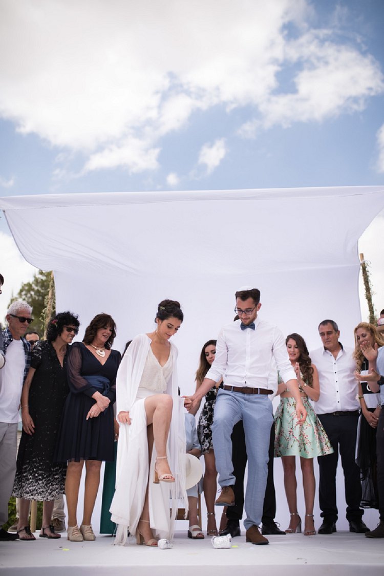 Jewish wedding Kibbutz Ruhama, Israel_0014 - Smashing the Glass ...
