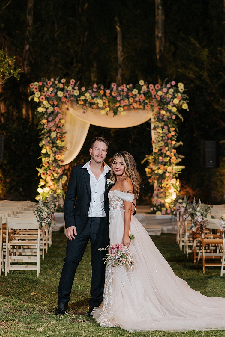 A Galia Lahav Bride for a Romantic Jewish Wedding Full of Natural ...