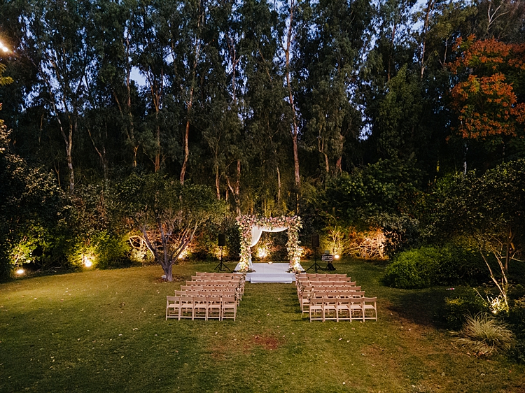 A Galia Lahav Bride for a Romantic Jewish Wedding Full of Natural ...
