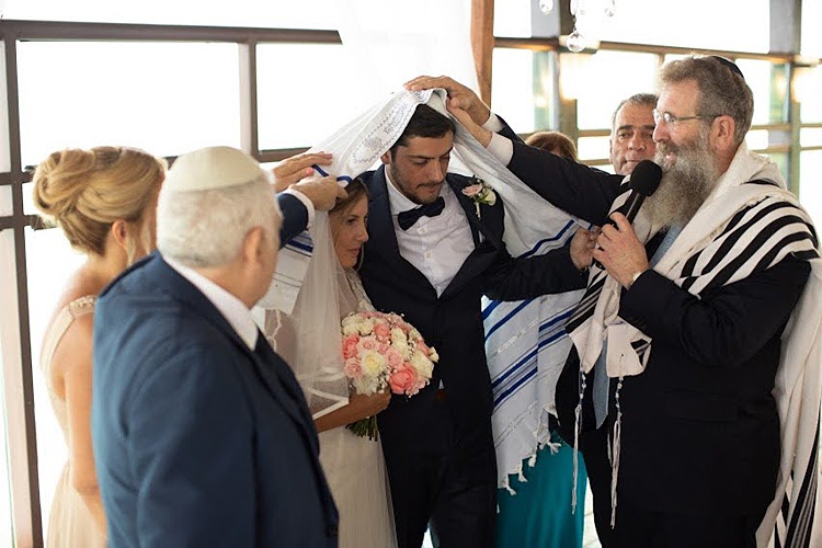 jewish ceremony2 - Smashing the Glass | Jewish Wedding Blog
