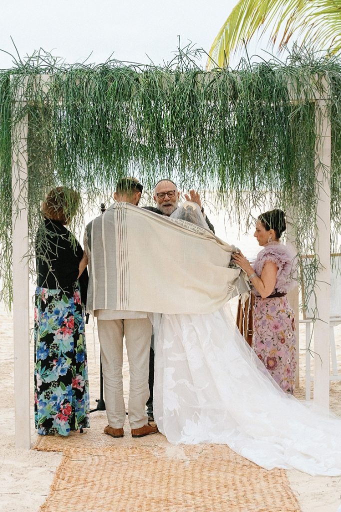 A Mira Zwillinger Bride for a Designers’ Jewish Wedding Featuring a Sea ...